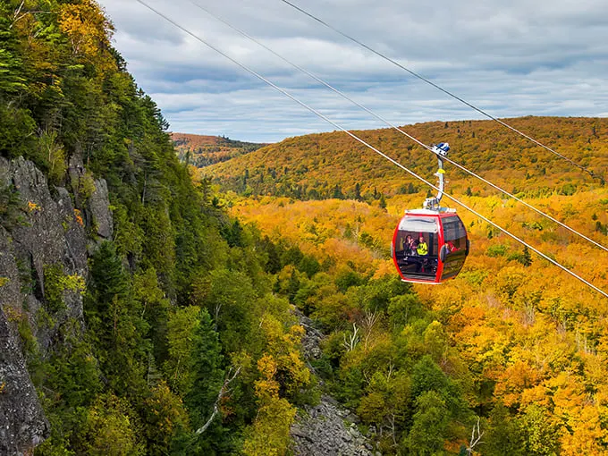 summit express gondola 1