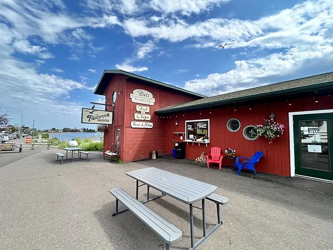 the fisherman’s daughter at dockside market 1