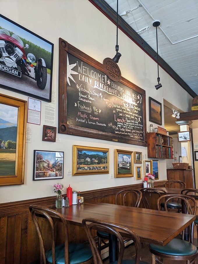 the rochester cafe & country store 6