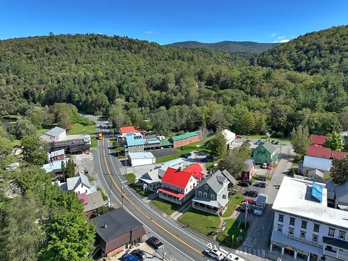 the rochester cafe & country store 7