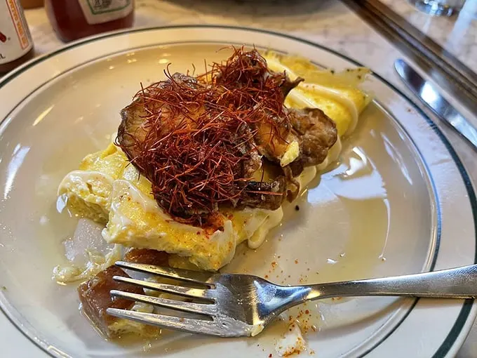 uncle wolfie’s breakfast tavern 7