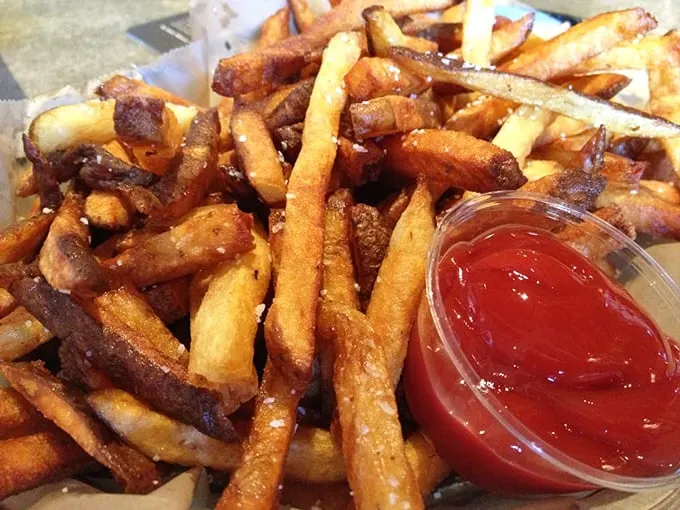 worthy burger 4