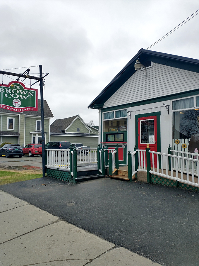 Welcome to The Brown Cow, where the American dream comes with a side of maple syrup and a dash of Canadian hospitality!