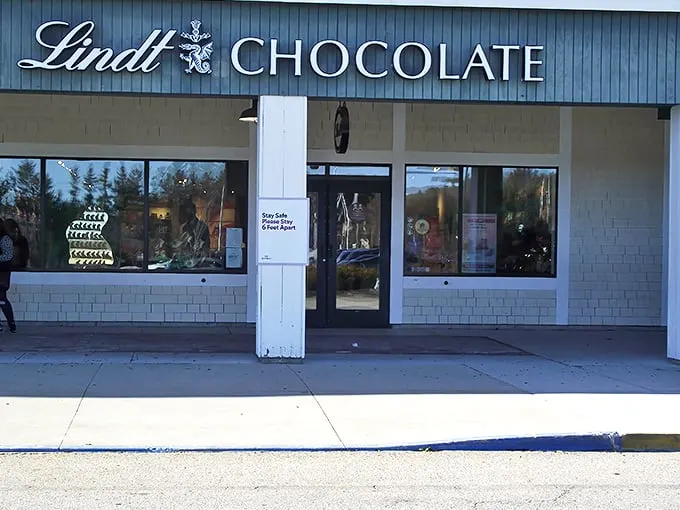 Chocolate paradise found! This unassuming storefront hides a world of sweet delights, like stumbling upon Willy Wonka's secret Maine outpost.