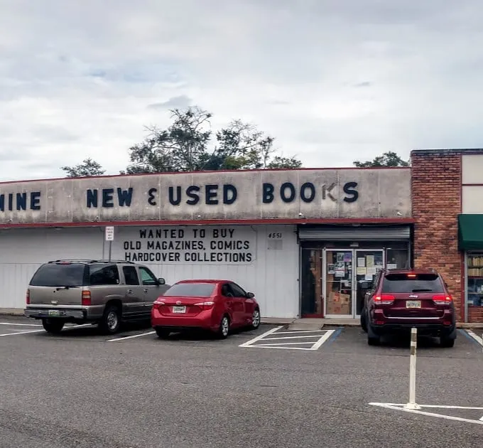 "New, used, and everything in between!" Welcome to Chamblin Bookmine, where stories live and book lovers thrive.