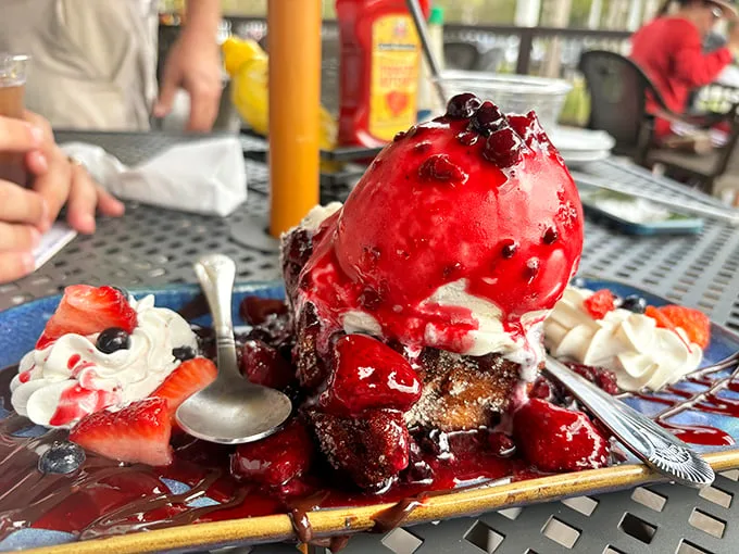 Dessert so good, it'll make you forget about your diet faster than you can say "à la mode." Photo credit: Alyssa Gates