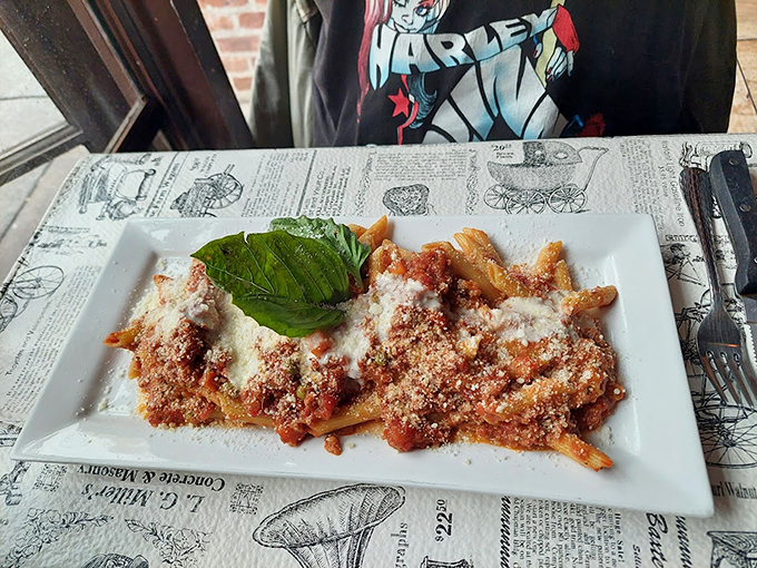 Where tube-shaped pasta meets meat sauce in a romance for the ages. It's like Romeo and Juliet, but with a much happier ending. Photo credit: Lisa Murray
