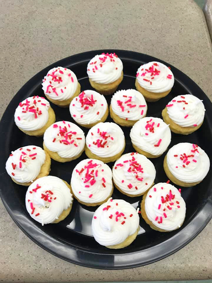 Cupcakes or works of art? These frosted beauties are so pretty, it almost seems a shame to eat them. Almost. 