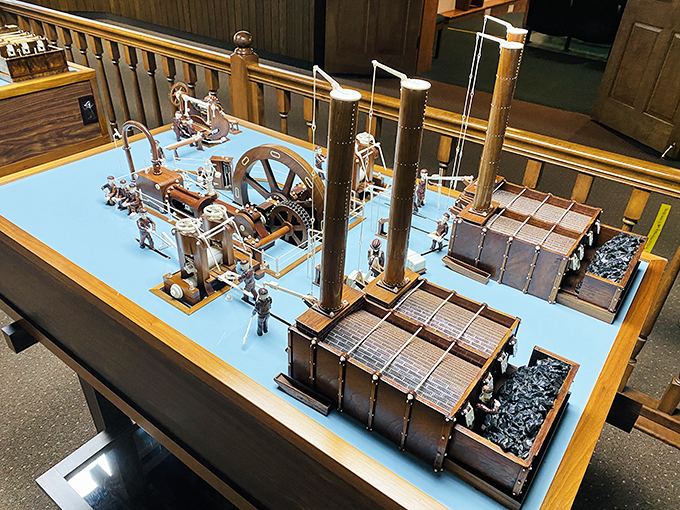 Grand Central, eat your heart out! This miniature marvel captures all the hustle and bustle of a busy train station, minus the lost luggage.