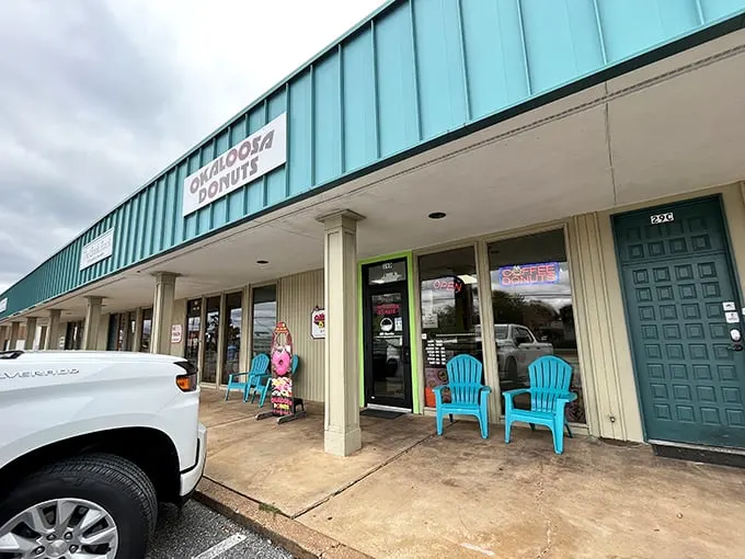 Okaloosa Yummies: Where donuts go to fulfill their glazed ambitions. Turquoise exterior, blue chairs, and a promise of sugary bliss – it's Florida's sweetest pit stop!