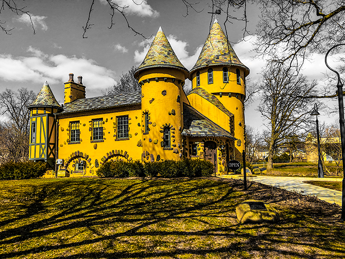 Curwood Castle: A sunshine-yellow castle that's more charming than intimidating. It's like a medieval keep got a modern makeover!