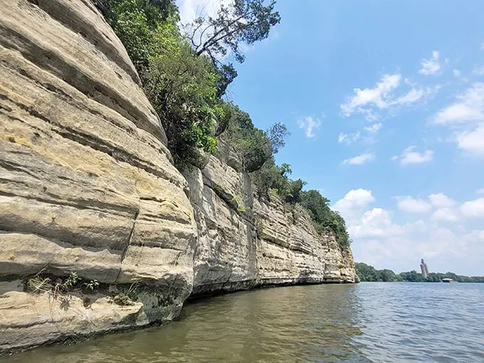 River views that'll make you forget you're in Illinois. It's like the Midwest's answer to the Mississippi Delta.