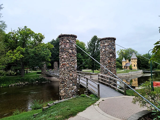 Who says castles have to be gloomy? Curwood Castle proves that even fortresses can have a sunny disposition. 