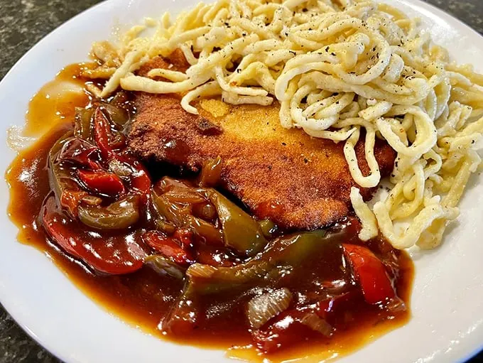It's a flavor fiesta on a plate! This paprikaschnitzel brings the zing, proving that sometimes, it's hip to be square (and deliciously breaded).