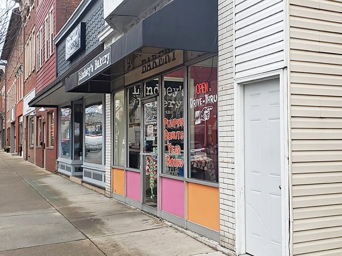 Gourd-geous creations abound! Home of the pumpkin donut that's worth the year-long wait.