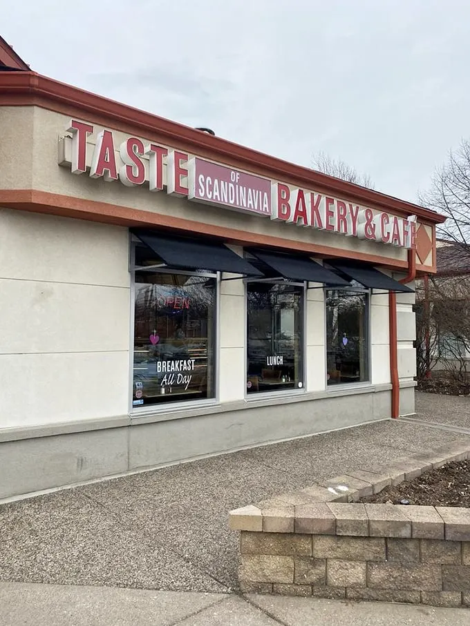 A slice of Nordic heaven in North Oaks. Pastries so pretty, you'll feel guilty eating them (for about two seconds).