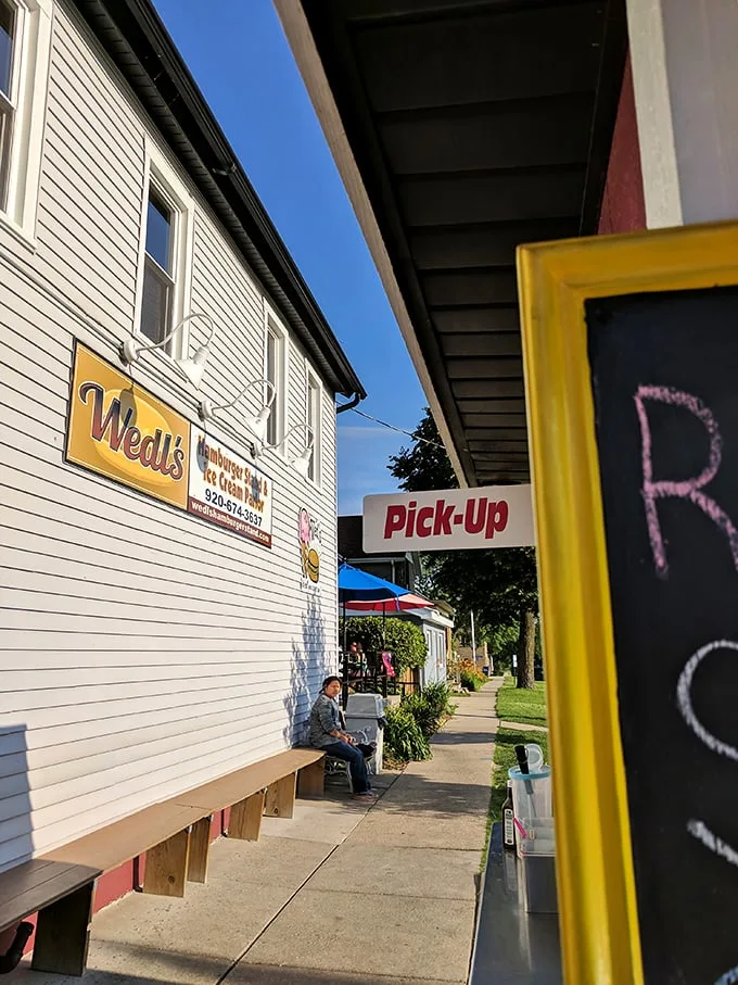 Step right up to flavor town! Wedl's is like a beacon of deliciousness in Jefferson, Wisconsin.