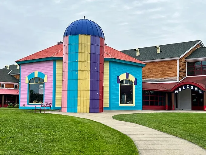 A rainbow explosion in barn form! This whimsical wonderland looks like it was designed by Willy Wonka's cuddlier cousin.