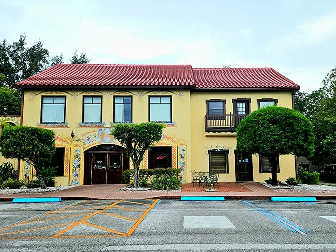 A slice of Bavaria in the Sunshine State! Yalaha Bakery's charming exterior promises a delightful journey for your taste buds.