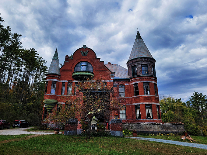 A castle in Vermont? You're not in Westeros, but Wilson Castle's turrets might make you double-check your GPS!