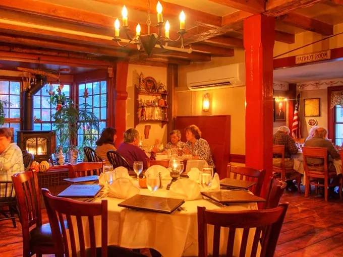 Where every meal feels like Thanksgiving at Plymouth Rock—minus the uncomfortable bonnets and smallpox concerns.