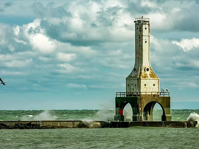 Art Deco meets the Great Lakes in this stylish sentinel of Port Washington's harbor.