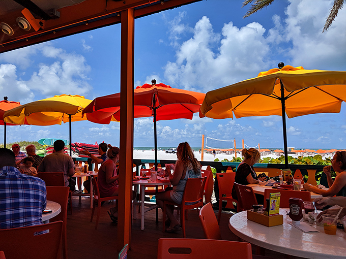 Sea breeze and satisfied customers – the perfect recipe! Frenchy's outdoor dining area offers a side of vitamin sea with your meal.
