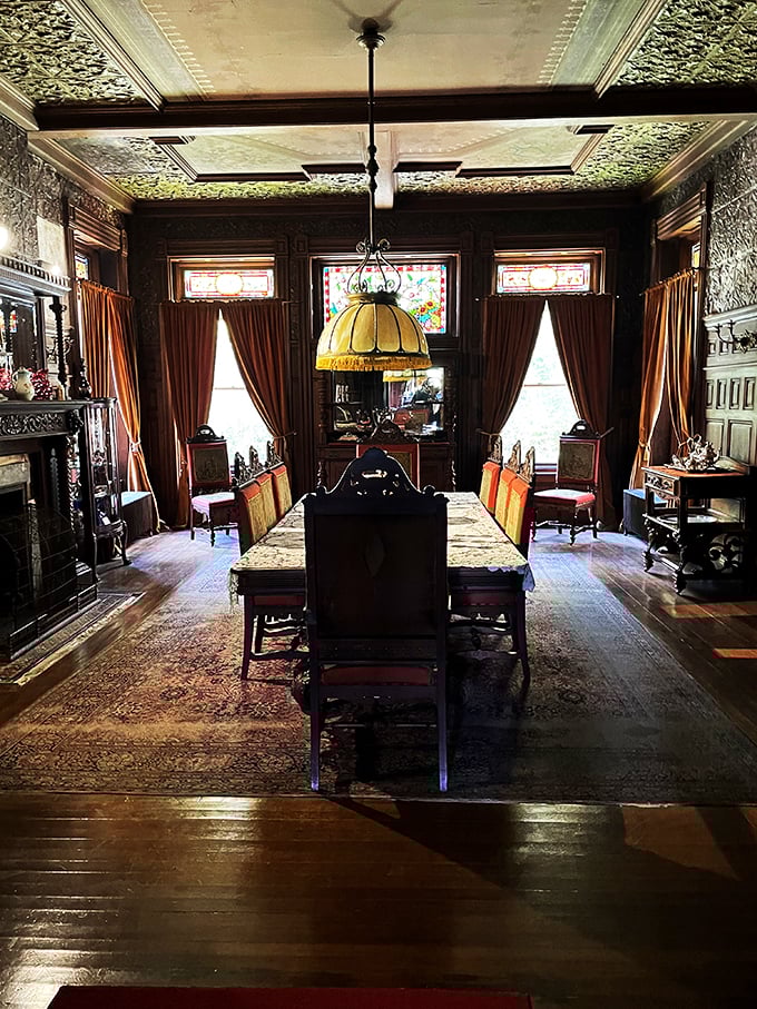 Dinner is served… with a side of time travel. This dining room looks ready for a Victorian feast – corsets optional, appetite required!