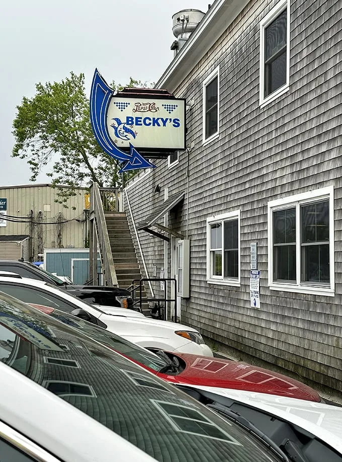 Weathered shingles and a salty breeze – Becky's Diner is the breakfast equivalent of a warm, maritime hug.