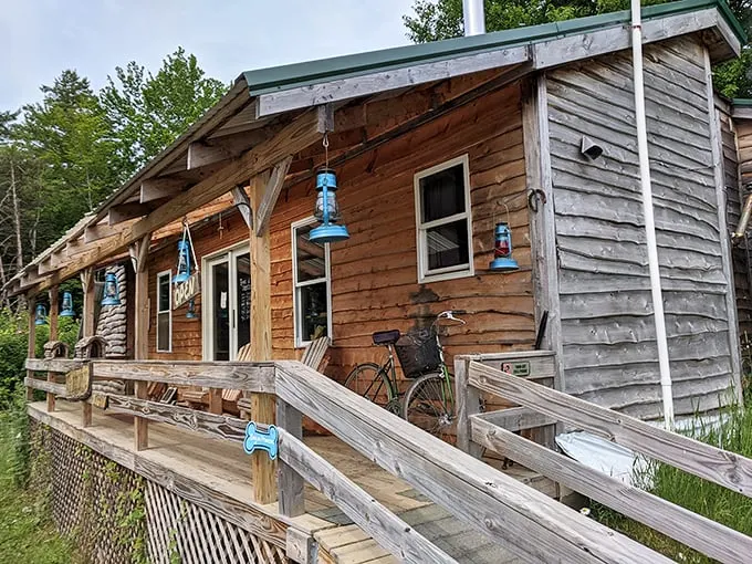 Rustic charm meets gourmet flair! This wooden wonderland is where meat dreams come true.