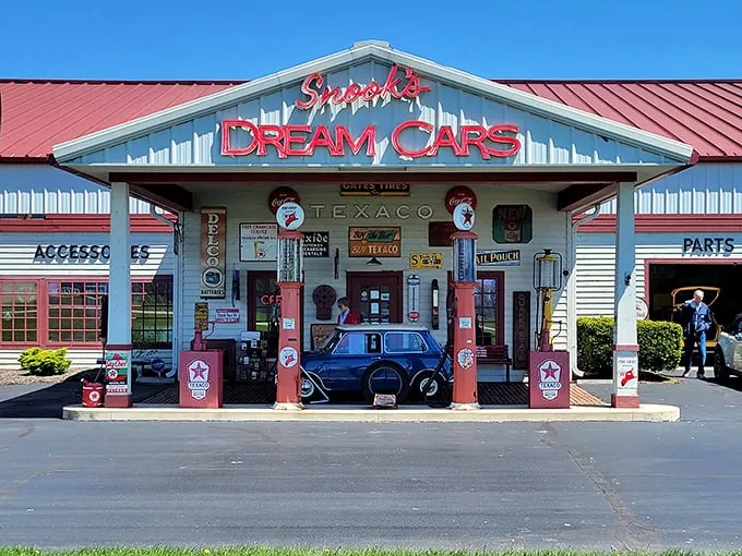 Step back in time! Snook's Dream Cars is a chrome-plated paradise that'll have you humming "Greased Lightnin'" in no time.