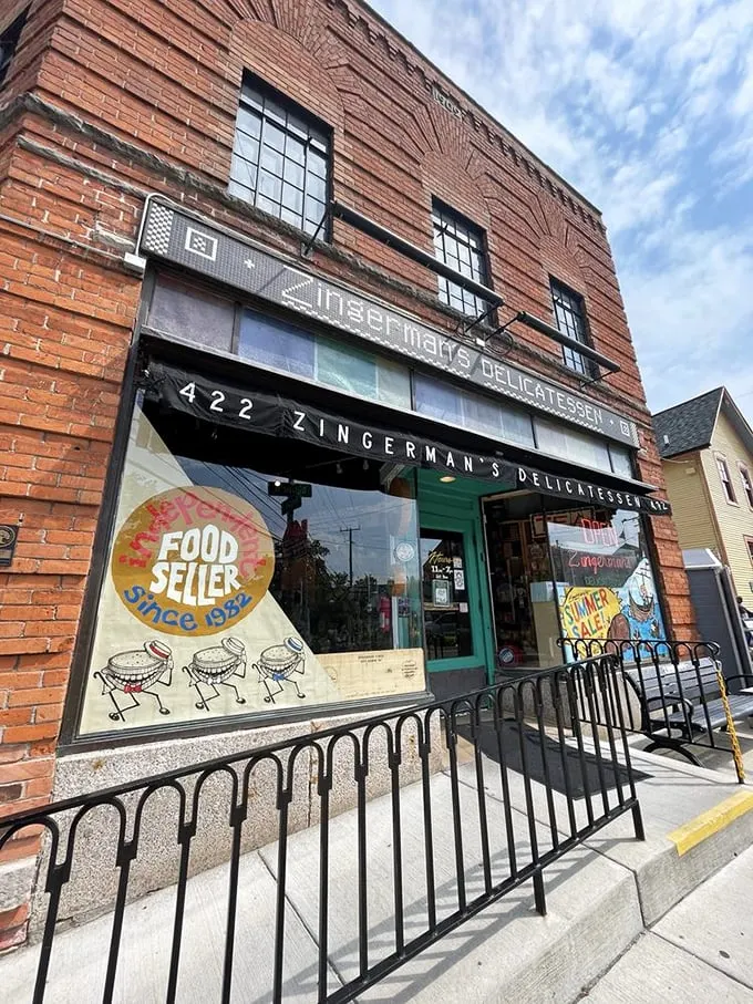 Pit stop perfection! Zingerman's is like a culinary gas station, refueling your taste buds with gourmet delights.