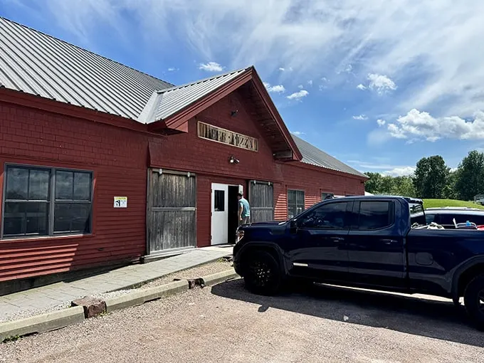 Red barn, white-hot oven: Folino's proves that sometimes the best pizza comes in farm-fresh packages.