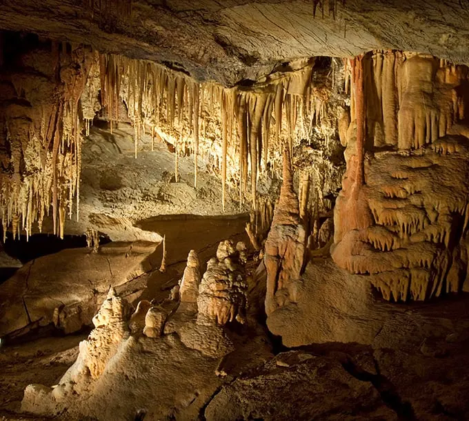 Stalactites, stalagmites, oh my! It's like Mother Nature's attempt at avant-garde sculpture, and she's nailing it.