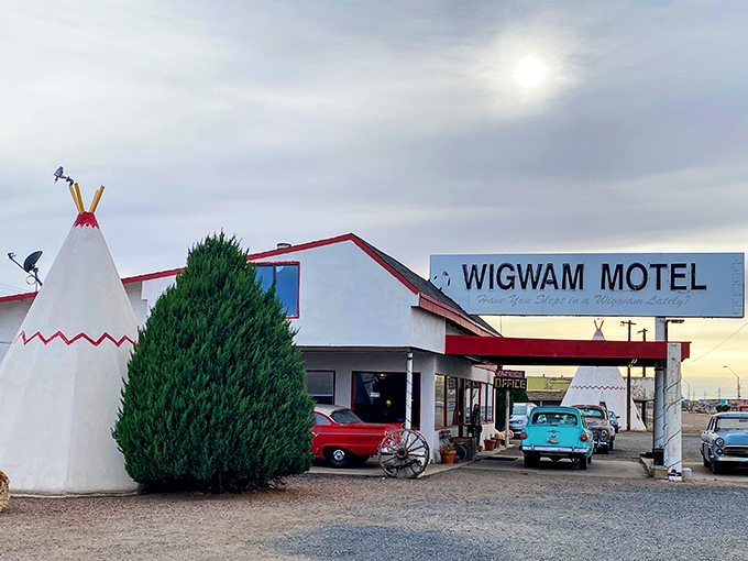 Roadside lodging with a twist! It's the perfect spot for cowboys, Indians, and road-weary travelers alike.