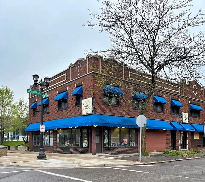 Detour deliciousness! This unassuming spot might just be the highlight of your culinary road trip.