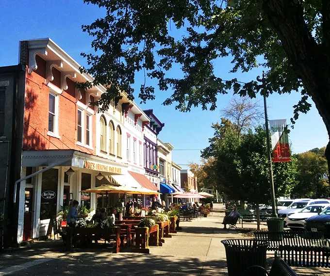 Granville's architectural eye candy: Greek Revival meets Midwest nice. Who needs a time machine when you've got this historic gem?