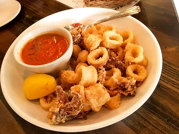 Golden, crispy, and utterly irresistible – this calamari is like the Ryan Gosling of appetizers. You just can't look away.