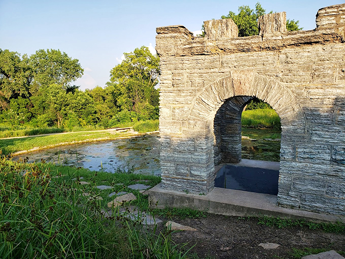 Coldwater Spring: Nature's own spa day in the heart of Minneapolis. It's like finding a hidden oasis, minus the camels!