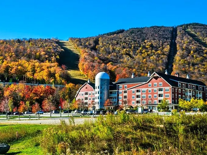 Sugarbush: Where the Mad River Valley unfolds like a topographic pop-up book. No reading glasses required for this view!