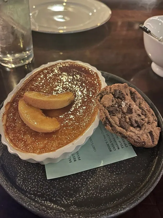The dynamic duo: crème brûlée meets cookie. It's like dessert decided to bring a wingman, and we're here for it.