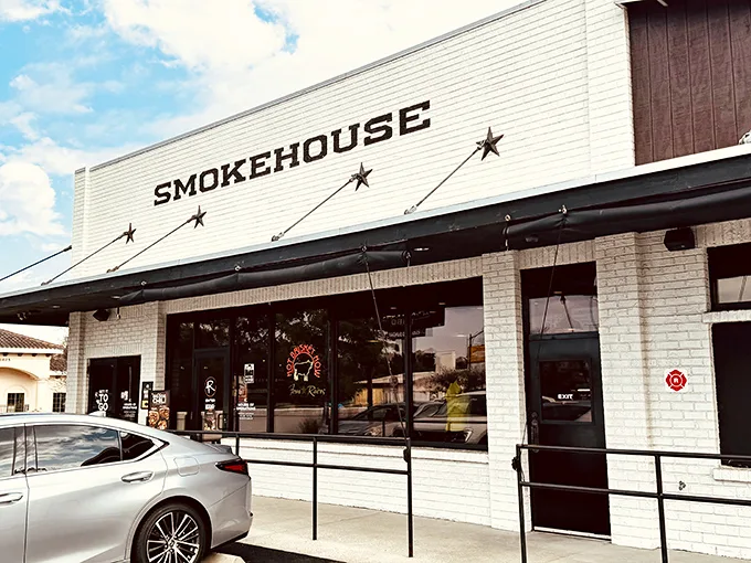 4 Rivers Smokehouse: Sleek outside, saucy inside! This modern marvel houses a meat lover's dream come true.