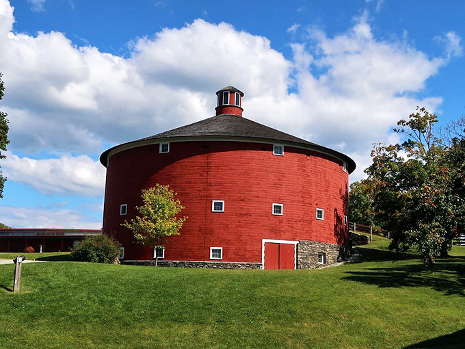 A steamboat on land? This museum's got more surprises than a magician's hat – and they're all historic!