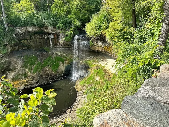Who needs a time machine when you've got Minnehaha Falls? This cascading beauty is a year-round spectacle of nature's artistry.