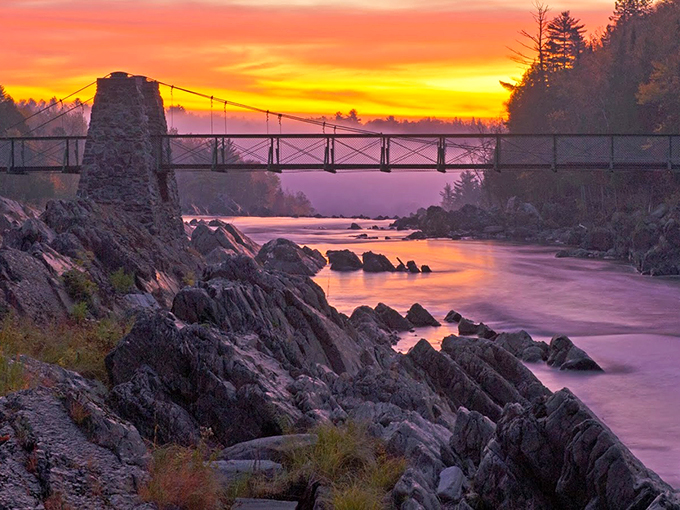 Sunset at Jay Cooke State Park: Where nature puts on a light show that rivals Broadway! It's like God's own screensaver.