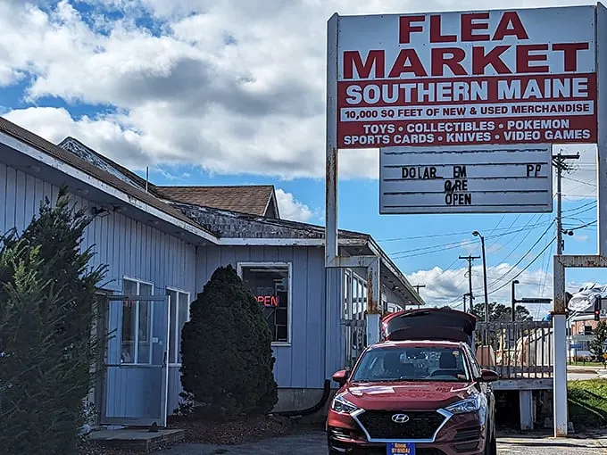 Welcome to the treasure hunter's paradise! This unassuming blue building holds more stories than your grandma's attic – and probably a few of her lost earrings too.