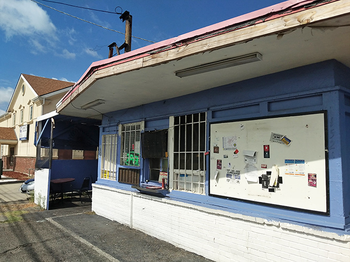 "Home cooking with a side of sass! Toni's Place isn't just specializing in gumbo – they're dishing out comfort by the ladle-full."