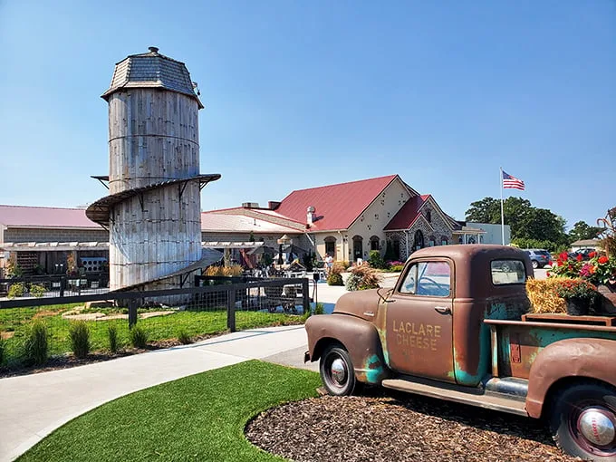 Welcome to LaClare Creamery, where goats are the G.O.A.T. and cheese dreams come true.
This farm-to-table paradise is Wisconsin's dairy wonderland.
