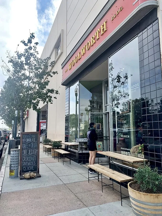 Welcome to Foodworthy heaven! Xielo's storefront beckons like a siren song, promising delectable treasures within. Who knew paradise had an address in Oxnard?