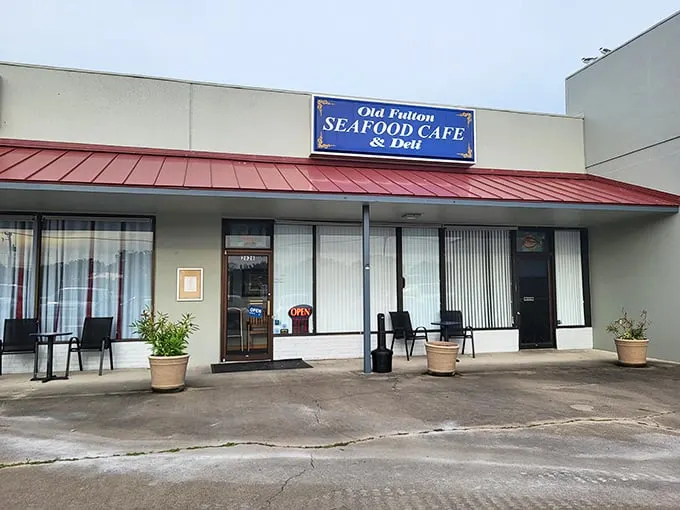 Unassuming exterior, extraordinary flavors! Old Fulton Seafood Cafe & Deli might not win any beauty pageants, but it's what's inside that counts.